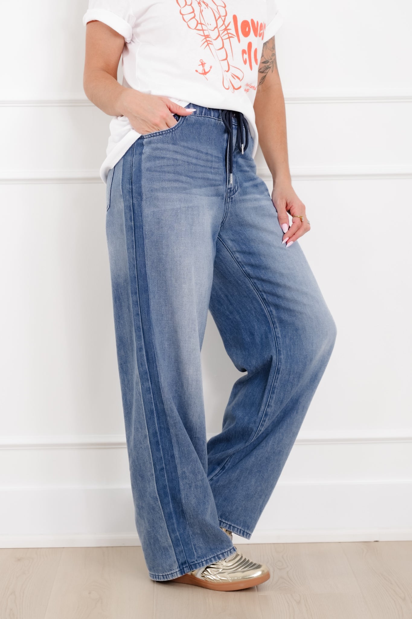 Judy Blue The Danielle High Rise Medium Wash featherweight Wilhelmina ...